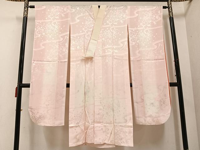 ■■■　サイズ　■■■ 身丈 127cm（肩から） 裄丈 66.5cm 袖丈 111cm　縫込み 3cm 袖幅 33cm 前幅 27cm 後幅 31.5cm 着物縫いこみ 内揚げ 5cm 裄 お袖側 約1cm　身頃側 約0cm ■■■　商品...