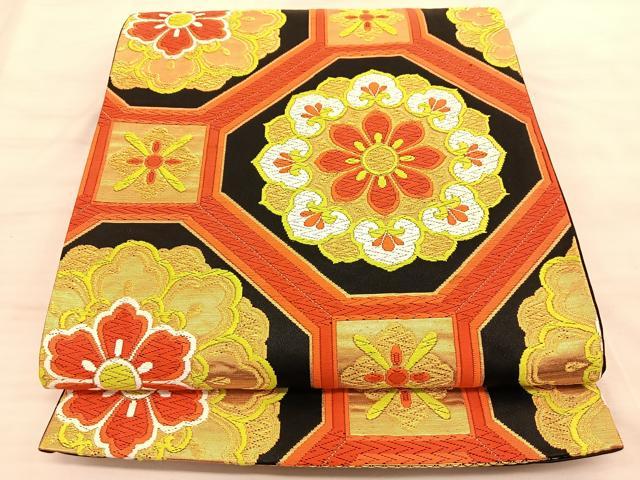 ■■■　サイズ　■■■ 長さ 408cm 幅 30cm程 ■■■　商品詳細　■■■ 【正絹・芯なし】 詳細に関しましては、画像をご確認ください。 大変上質な逸品になります。 お安く出品致しますので、是非この機会にいかがでしょうか？ ■■■　...