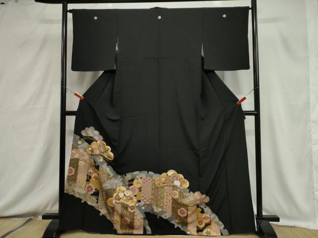 ■■■　サイズ　■■■ 身丈 167cm（肩から） 裄丈 65cm 袖丈 47.5cm　縫込み 4.5cm 袖幅 33cm 前幅 22.5cm 後幅 29cm 着物縫いこみ 内揚げ 0cm 裄 お袖側 約2cm　身頃側 約2cm ■■■　商...