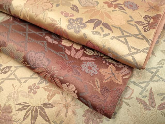 ■■■　サイズ　■■■ 身丈 157.5cm（肩から） 裄丈 64.5cm 袖丈 48cm　縫込み 4cm 袖幅 33cm 前幅 24cm 後幅 28.5cm 着物縫いこみ 内揚げ 4cm 裄 お袖側 約2cm　身頃側 約4cm ■■■　商...