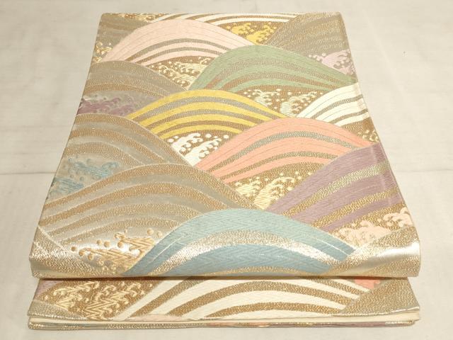 ■■■　サイズ　■■■ 長さ 428cm 幅 31cm程 ■■■　商品詳細　■■■ 【正絹・芯なし】 詳細に関しましては、画像をご確認ください。 大変上質な逸品になります。 お安く出品致しますので、是非この機会にいかがでしょうか？ ■■■　...