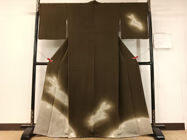 ■■■　サイズ　■■■ 身丈 168cm（肩から） 裄丈 69.5cm 袖丈 48.5cm　縫込み 8cm 袖幅 35cm 前幅 25cm 後幅 29.5cm 着物縫いこみ 内揚げ 1cm 裄 お袖側 約1cm　身頃側 約0cm ■■■　商...