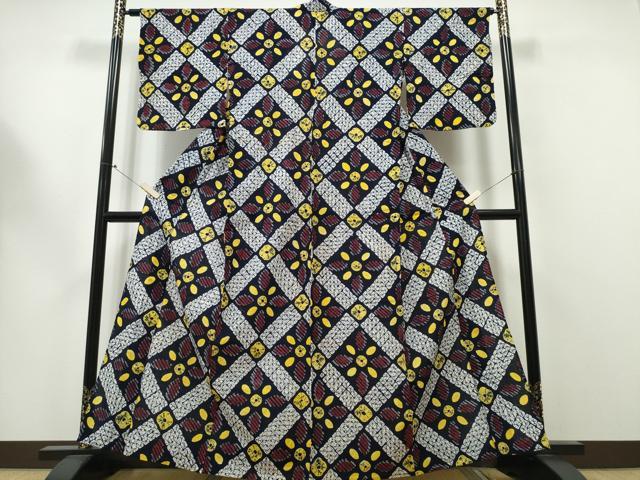 ■■■　サイズ　■■■ 身丈 163.5cm（肩から） 裄丈 67.5cm 袖丈 49cm　縫込み 1.5cm 袖幅 34cm 前幅 26.5cm 後幅 33.5cm 着物縫いこみ 内揚げ 0cm 裄 お袖側 約1cm　身頃側 約0cm ■...