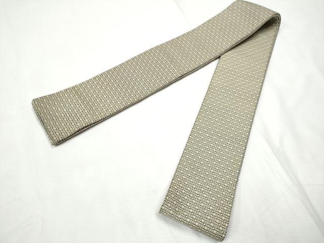 ■■■　サイズ　■■■ 長さ 400cm 幅 9cm程 ■■■　商品詳細　■■■ 【正絹】 状態は締めてはおりますが 特に目立ったシミ汚れなどもなく大変良い状態です。 本場筑前博多織は、福岡県福岡市博多区やその周辺で生産される絹織物です。 ...