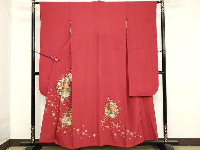 ■■■　サイズ　■■■ 身丈 155cm（肩から） 裄丈 63cm 袖丈 103cm　縫込み 12cm 袖幅 33cm 前幅 24cm 後幅 29.5cm 着物縫いこみ 内揚げ 9.5cm 裄 お袖側 約4cm　身頃側 約4cm ■■■　商...