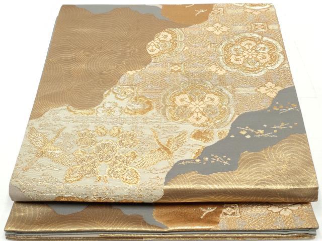 ■■■　サイズ　■■■ 長さ 432cm 幅 31cm程 ■■■　商品詳細　■■■ 【正絹・芯なし】 詳細に関しましては、画像をご確認ください。 大変上質な逸品になります。 お安く出品致しますので、是非この機会にいかがでしょうか？ ■■■　...