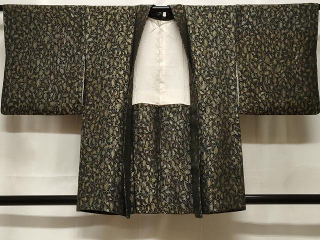 ■■■　サイズ　■■■ 身丈 82cm（肩から） 裄丈 65cm 袖丈 46cm　縫込み 3cm 袖幅 33cm 前幅 16cm 後幅 31cm 裄 お袖側 約0cm　身頃側 約2cm ■■■　商品詳細　■■■ 【正絹・一つ紋】 状態は接写...