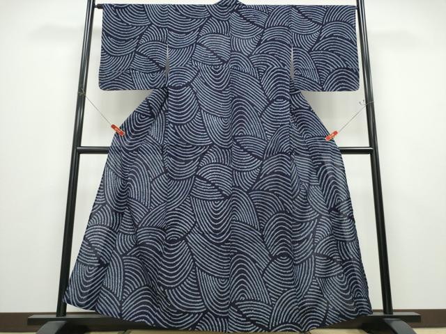 ■■■　サイズ　■■■ 身丈 159cm（肩から） 裄丈 67.5cm 袖丈 48.5cm　縫込み 2cm 袖幅 34.5cm 前幅 27.5cm 後幅 32cm 着物縫いこみ 内揚げ 0cm 裄 お袖側 約1.5cm　身頃側 約1cm ■...
