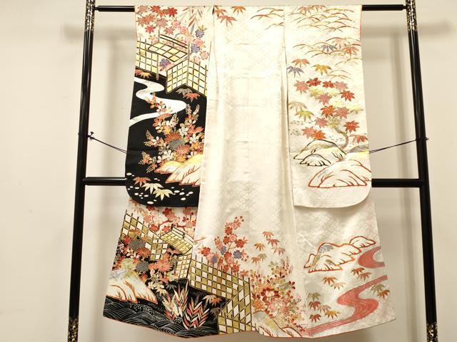 ■■■　サイズ　■■■ 【祝着】 身丈 137.5cm（肩から） 裄丈 49.5cm（肩上げ　6.5cm） 袖丈 88cm　縫込み 4cm 袖幅 33cm 前幅 20.5cm 後幅 27cm 着物縫いこみ 内揚げ 10cm （腰上げ　0cm...