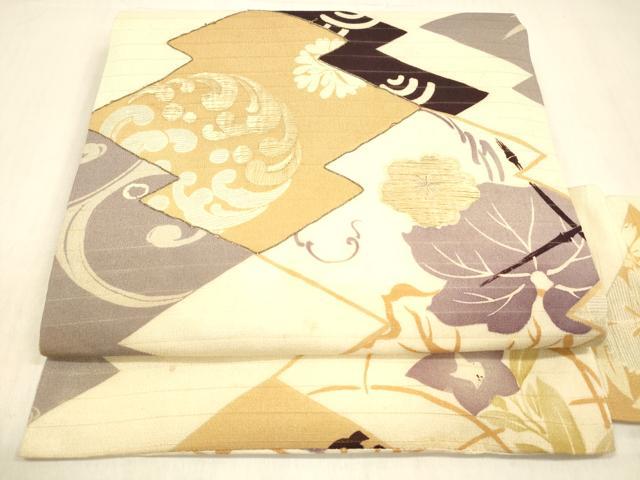 ■■■　サイズ　■■■ 長さ 337.5cm　幅 30cm程 ■■■　商品詳細　■■■ 【正絹】 状態は接写画像のように表地所々・裏地に薄い汚れがございます。 大変上質な逸品になります。 お安く出品致しますので、是非この機会にいかがでしょう...