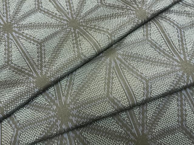 ■■■　サイズ　■■■ 身丈 158cm（肩から） 裄丈 68cm 袖丈 49cm　縫込み 5.5cm 袖幅 34cm 前幅 29cm 後幅 33cm 着物縫いこみ 内揚げ 0cm 裄 お袖側 約1.5cm　身頃側 約0cm ■■■　商品詳...