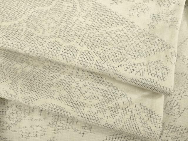 ■■■　サイズ　■■■ 身丈 159cm（肩から） 裄丈 64cm 袖丈 47cm　縫込み 4cm 袖幅 32cm 前幅 22cm 後幅 28cm 着物縫いこみ 内揚げ4.5cm 裄 お袖側 約1cm　身頃側 約3cm ■■■　商品詳細　■...