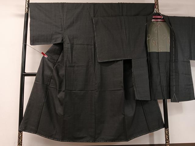 ■■■　サイズ　■■■ 【着物】 身丈 144cm（肩から） 裄丈 68cm 袖丈 48cm　縫込み 3cm 袖幅 34.5cm 前幅 26.5cm 後幅 30.5cm 着物縫いこみ 内揚げ 1.5cm 裄 お袖側 約2cm　身頃側 約1c...