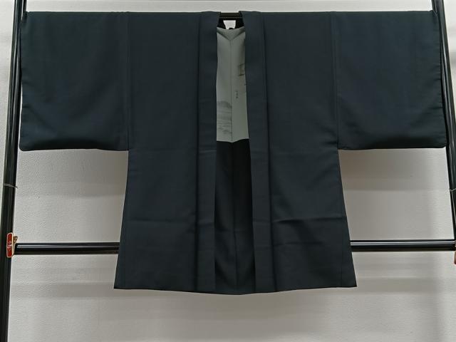 ■■■　サイズ　■■■ 身丈 90.5cm（肩から） 裄丈 69cm 袖丈 48.5cm　縫込み 5cm 袖幅 34.5cm 前幅 22cm 後幅 34.5cm 裄 お袖側 約0cm　身頃側 約0cm ■■■　商品詳細　■■■ 【正絹】 状...
