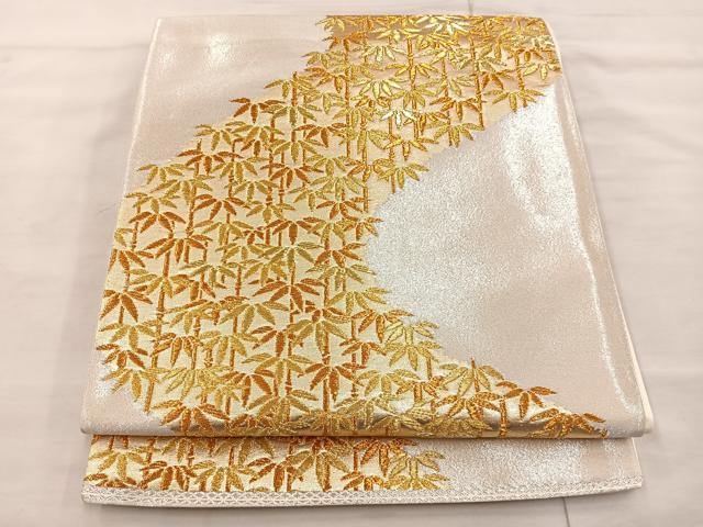 ■■■　サイズ　■■■ 長さ 428cm 幅 31cm程 ■■■　商品詳細　■■■ 【正絹・未仕立て】 詳細に関しましては、画像をご確認ください。 大変上質な逸品になります。 お安く出品致しますので、是非この機会にいかがでしょうか？ ■■■...