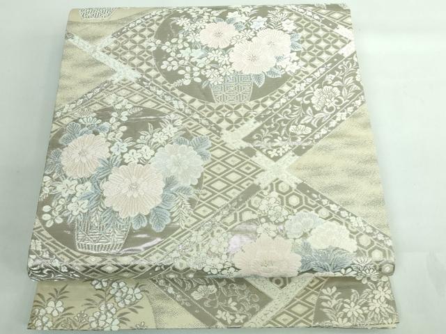■■■　サイズ　■■■ 長さ 426cm 幅 31cm程 ■■■　商品詳細　■■■ 【正絹】 詳細に関しましては、画像をご確認ください。 大変上質な逸品になります。 お安く出品致しますので、是非この機会にいかがでしょうか？ ※汚れ等に関しま...