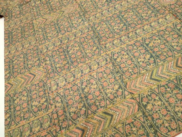 ■■■　サイズ　■■■ 身丈 157cm（肩から） 裄丈 62cm 袖丈 47cm　縫込み 4cm 袖幅 32cm 前幅 23cm 後幅 27cm 着物縫いこみ 内揚げ 0cm 裄 お袖側 約3cm　身頃側 約5.5cm ■■■　商品詳細　...