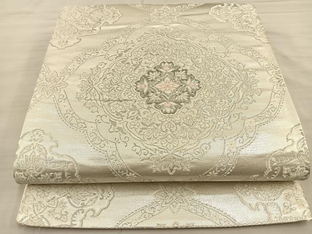 ■■■　サイズ　■■■ 長さ 432cm 幅 31cm程 ■■■　商品詳細　■■■ 【正絹・芯なし】 詳細に関しましては、画像をご確認ください。 大変上質な逸品になります。 お安く出品致しますので、是非この機会にいかがでしょうか？ ■■■　...