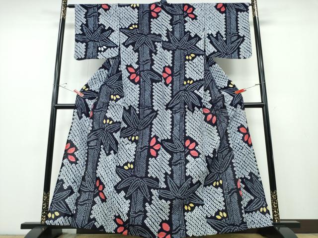 ■■■　サイズ　■■■ 身丈 162cm（肩から） 裄丈 66cm 袖丈 45cm　縫込み 1.5cm 袖幅 34cm 前幅 25cm 後幅 30.5cm 着物縫いこみ 内揚げ 0cm 裄 お袖側 約0cm　身頃側 約0cm ■■■　商品詳...
