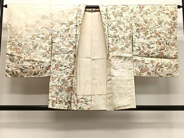 ■■■　サイズ　■■■ 身丈 78cm（肩から） 裄丈 64cm 袖丈 55.5cm　縫込み 1.5cm 袖幅 33cm 前幅 17.5cm 後幅 29.5cm 裄 お袖側 約1cm　身頃側 約1.5cm ■■■　商品詳細　■■■ 【正絹】...