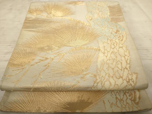 ■■■　サイズ　■■■ 長さ 408cm 幅 30cm程 ■■■　商品詳細　■■■ 【正絹・芯なし】 詳細に関しましては、画像をご確認ください。 大変上質な逸品になります。 お安く出品致しますので、是非この機会にいかがでしょうか？ ■■■　...