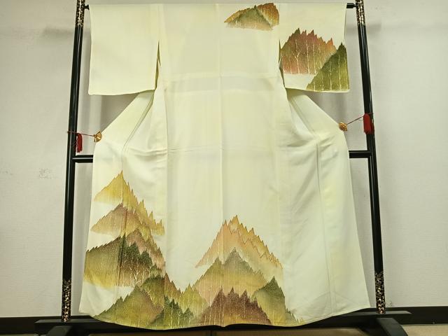 ■■■　サイズ　■■■ 身丈 156cm（肩から） 裄丈 64cm 袖丈 47cm　縫込み 7.5cm 袖幅 33cm 前幅 24cm 後幅 29cm 着物縫いこみ 内揚げ 2cm 裄 お袖側 約3cm　身頃側 約3cm ■■■　商品詳細　...