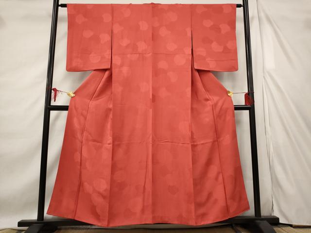 ■■■　サイズ　■■■ 身丈 155cm（肩から） 裄丈 61.5cm 袖丈 52cm　縫込み 6cm 袖幅 32cm 前幅 24cm 後幅 28.5cm 着物縫いこみ 内揚げ 2cm 裄 お袖側 約3cm　身頃側 約5cm ■■■　商品詳...