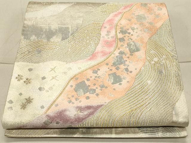 ■■■　サイズ　■■■ 長さ 432cm 幅 31cm程 ■■■　商品詳細　■■■ 【正絹・芯なし】 詳細に関しましては、画像をご確認ください。 大変上質な逸品になります。 お安く出品致しますので、是非この機会にいかがでしょうか？ ■■■　...