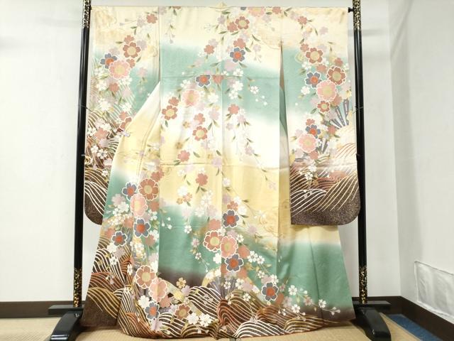 ■■■　サイズ　■■■ 身丈 165cm（肩から） 裄丈 66.5cm 袖丈 112cm　縫込み 6cm 袖幅 35cm 前幅 25cm 後幅 30.5cm 着物縫いこみ 内揚げ 4cm 裄 お袖側 約2cm　身頃側 約2cm ■■■　商品...