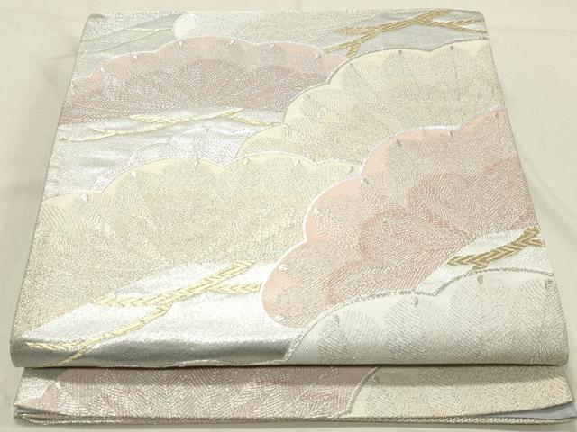 ■■■　サイズ　■■■ 長さ 420cm 幅 30.5cm程 ■■■　商品詳細　■■■ 【正絹・芯なし】 詳細に関しましては、画像をご確認ください。 大変上質な逸品になります。 お安く出品致しますので、是非この機会にいかがでしょうか？ ■■...