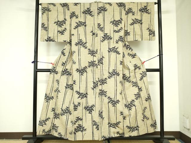 ■■■　サイズ　■■■ 身丈 154cm（肩から） 裄丈 63cm 袖丈 47cm　縫込み 1.5cm 袖幅 31cm 前幅 26cm 後幅 30cm 着物縫いこみ 内揚げ 0cm 裄 お袖側 約1cm　身頃側 約1cm ■■■　商品詳細　...
