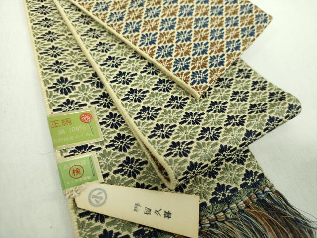 ■■■　サイズ　■■■ 長さ 406cm 幅 9.5cm程 ■■■　商品詳細　■■■ 【正絹・未使用】 状態は一度も締めておらず 特に目立ったシミ汚れなどもなく大変良い状態です。 本場筑前博多織は、 福岡県福岡市博多区やその周辺で生産される...