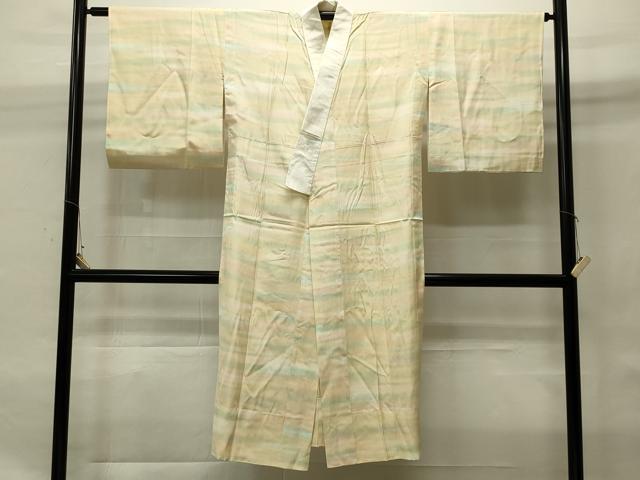 ■■■　サイズ　■■■ 身丈 125cm（肩から） 裄丈 64.5cm 袖丈 47cm　縫込み 4cm 袖幅 33cm 前幅 27.5cm 後幅 30cm 着物縫いこみ 内揚げ 5cm 裄 お袖側 約3cm　身頃側 約2cm ■■■　商品詳...