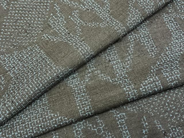 ■■■　サイズ　■■■ 身丈 161cm（肩から） 裄丈 64.5cm 袖丈 49cm　縫込み 4.5cm 袖幅 32cm 前幅 24cm 後幅 31cm 着物縫いこみ 内揚げ 0cm 裄 お袖側 約2.5cm　身頃側 約1cm ■■■　商...