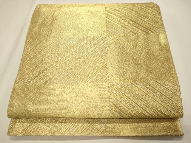 ■■■　サイズ　■■■ 長さ 454cm 幅 31cm程 ■■■　商品詳細　■■■ 【正絹】 詳細に関しましては、画像を添付しておりますのでそちらをご確認ください。 大変上質な逸品になります。 お安く出品致しますので、是非この機会にいかがで...