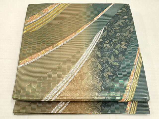 ■■■　サイズ　■■■ 長さ 432cm 幅 31cm程 ■■■　商品詳細　■■■ 【正絹・芯なし】 詳細に関しましては、画像をご確認ください。 大変上質な逸品になります。 お安く出品致しますので、是非この機会にいかがでしょうか？ ■■■　...