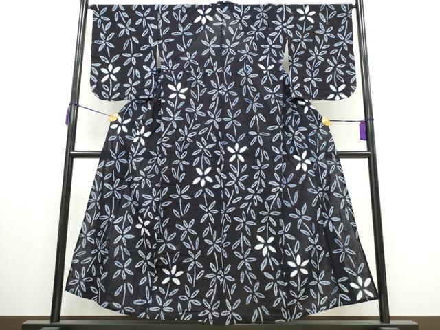 ■■■　サイズ　■■■ 身丈 154cm（肩から） 裄丈 68.5cm 袖丈 52cm　縫込み 3.5cm 袖幅 34.5cm 前幅 25cm 後幅 32cm 着物縫いこみ 内揚げ 0cm 裄 お袖側 約0cm　身頃側 約0cm ■■■　商...