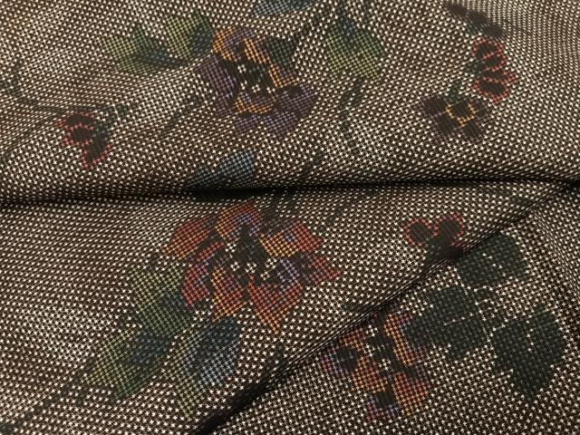 ■■■　サイズ　■■■ 身丈 158cm（肩から） 裄丈 64cm 袖丈 46cm　縫込み 4cm 袖幅 33cm 前幅 22.5cm 後幅 28.5cm 着物縫いこみ 内揚げ 3cm 裄 お袖側 約2cm　身頃側 約3cm ■■■　商品詳...