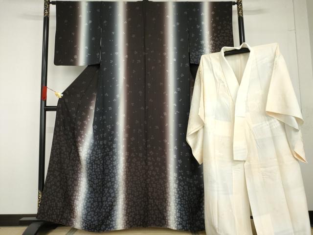 ■■■　サイズ　■■■ 【着物】 身丈 159cm（肩から） 裄丈 63.5cm 袖丈 48.5cm　縫込み 6.5cm 袖幅 33cm 前幅 26cm 後幅 32cm 着物縫いこみ 内揚げ 10cm 裄 お袖側 約3cm　身頃側 約4cm...