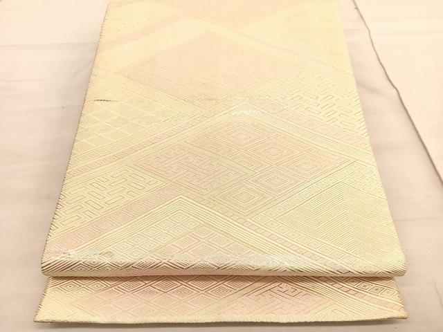 ■■■　サイズ　■■■ 長さ 436cm 幅 31cm程 ■■■　商品詳細　■■■ 【正絹】 詳細に関しましては、画像をご確認ください。 大変上質な逸品になります。 お安く出品致しますので、是非この機会にいかがでしょうか？ ※表地所々に若干...