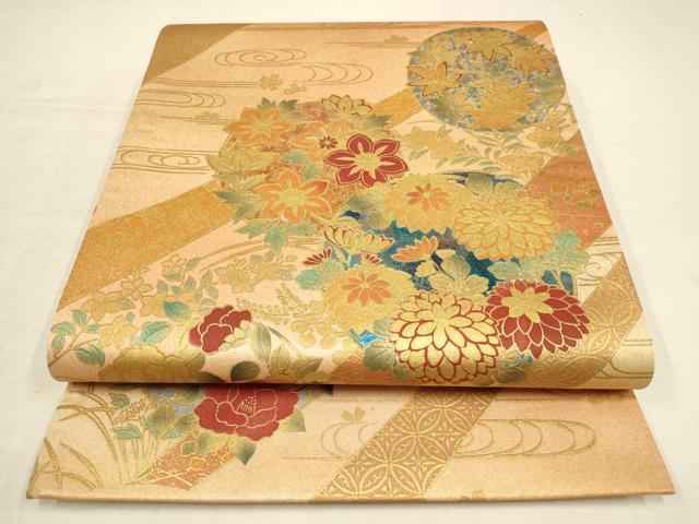 ■■■　サイズ　■■■ 長さ 440cm 幅 31cm程 ■■■　商品詳細　■■■ 【正絹】 状態は接写画像のように 柄止まりに汚れがございますが その他特に目立ったシミ汚れなどもなく大変良い状態です。 大変上質な逸品になります。 お安く出...