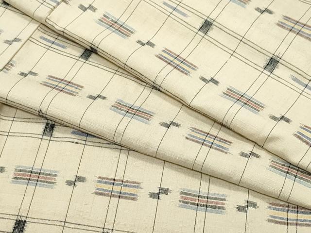 ■■■　サイズ　■■■ 身丈 160.5cm（肩から） 裄丈 65cm 袖丈 48.5cm　縫込み 3.5cm 袖幅 32.5cm 前幅 24.5cm 後幅 30.5cm 着物縫いこみ 内揚げ 10.5cm 裄 お袖側 約4.5cm　身頃側...