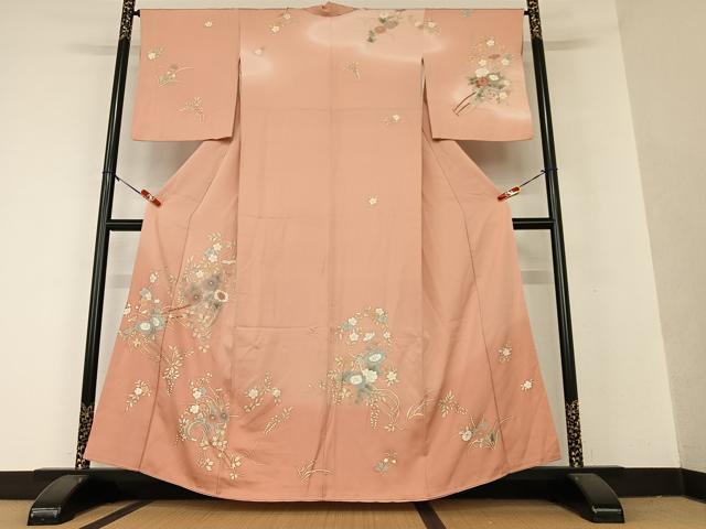 ■■■　サイズ　■■■ 身丈 159.5cm（肩から） 裄丈 65cm 袖丈 51cm　縫込み 5cm 袖幅 33.5cm 前幅 24.5cm 後幅 29cm 着物縫いこみ 内揚げ 5cm 裄 お袖側 約2cm　身頃側 約3cm ■■■　商...