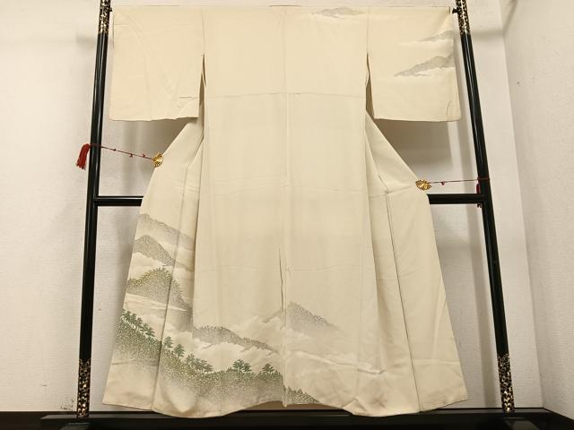 ■■■　サイズ　■■■ 身丈 148cm（肩から） 裄丈 67cm 袖丈 46.5cm　縫込み 6cm 袖幅 33cm 前幅 24cm 後幅 30cm 着物縫いこみ 内揚げ 10cm 裄 お袖側 約1cm　身頃側 約1.5cm ■■■　商品...