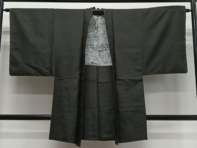 ■■■　サイズ　■■■ 身丈 93cm（肩から） 裄丈 63.5cm 袖丈 49.5cm　縫込み 3cm 袖幅 31.5cm 前幅 19cm 後幅 30cm 裄 お袖側 約3.5cm　身頃側 約2cm ■■■　商品詳細　■■■ 【正絹・未使...
