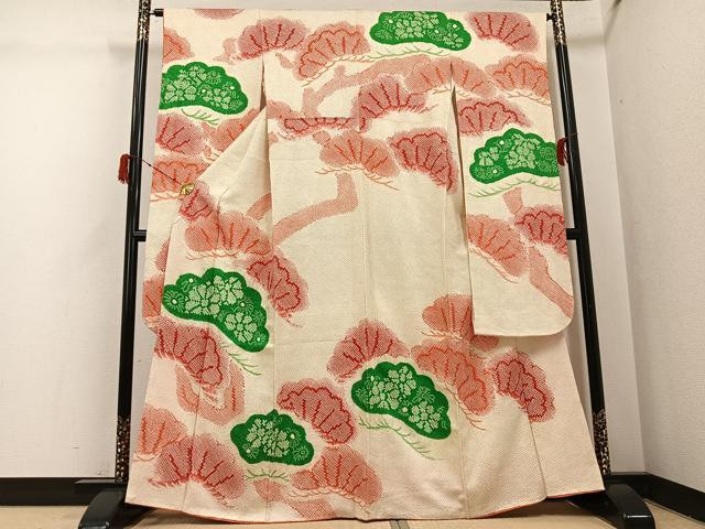 ■■■　サイズ　■■■ 身丈 161cm（肩から） 裄丈 64cm 袖丈 108.5cm　縫込み 1cm 袖幅 32cm 前幅 24.5cm 後幅 30cm 着物縫いこみ 内揚げ 4cm 裄 お袖側 約0cm　身頃側 約1cm ■■■　商品...