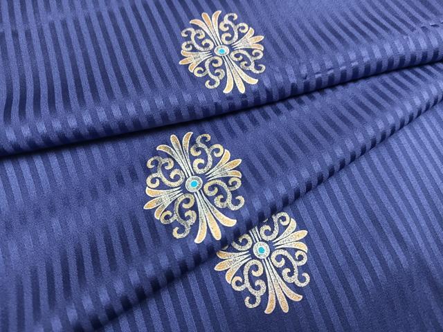 ■■■　サイズ　■■■ 身丈 158.5cm（肩から） 裄丈 66cm 袖丈 47cm　縫込み 3cm 袖幅 34cm 前幅 23.5cm 後幅 28cm 着物縫いこみ 内揚げ 8cm 裄 お袖側 約1cm　身頃側 約1cm ■■■　商品詳...