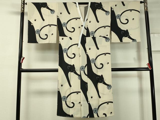 ■■■　サイズ　■■■ 身丈 127cm（肩から） 裄丈 64cm 袖丈 48cm　縫込み 6cm 袖幅 33cm 前幅 27cm 後幅 30.5cm 着物縫いこみ 内揚げ 9.5cm 裄 お袖側 約3.5cm　身頃側 約2cm ■■■　商...