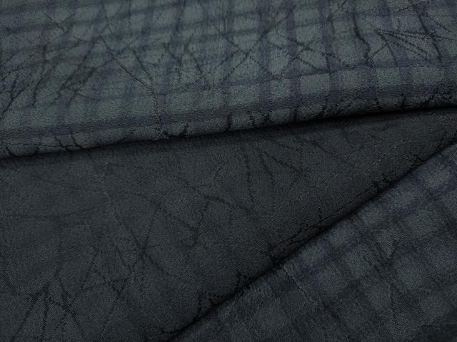 ■■■　サイズ　■■■ 身丈 165cm（肩から） 裄丈 68cm 袖丈 49cm　縫込み 5cm 袖幅 34.5cm 前幅 24.5cm 後幅 30cm 着物縫いこみ 内揚げ 3cm 裄 お袖側 約0cm　身頃側 約0cm ■■■　商品詳...