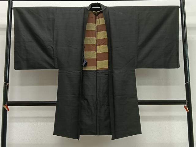 ■■■　サイズ　■■■ 身丈 101.5cm（肩から） 裄丈 67cm 袖丈 51cm　縫込み 3.5cm 袖幅 34.5cm 前幅 17cm 後幅 30cm 裄 お袖側 約0cm　身頃側 約2cm ■■■　商品詳細　■■■ 【正絹】 状態...
